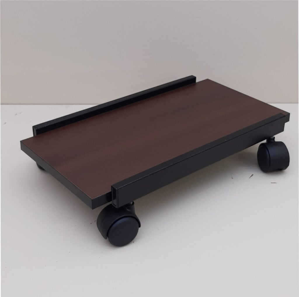 Base Para Cpu Trident Com Rodízios Em Mdf Tokay Trident Desetec