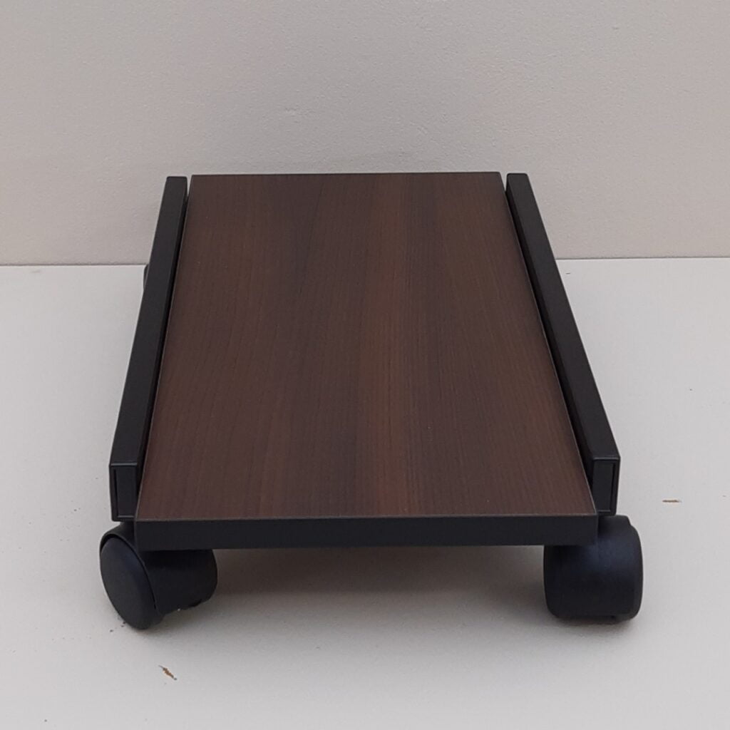 Base para CPU Trident - com rodízios, em MDF Tokay - Trident Desetec